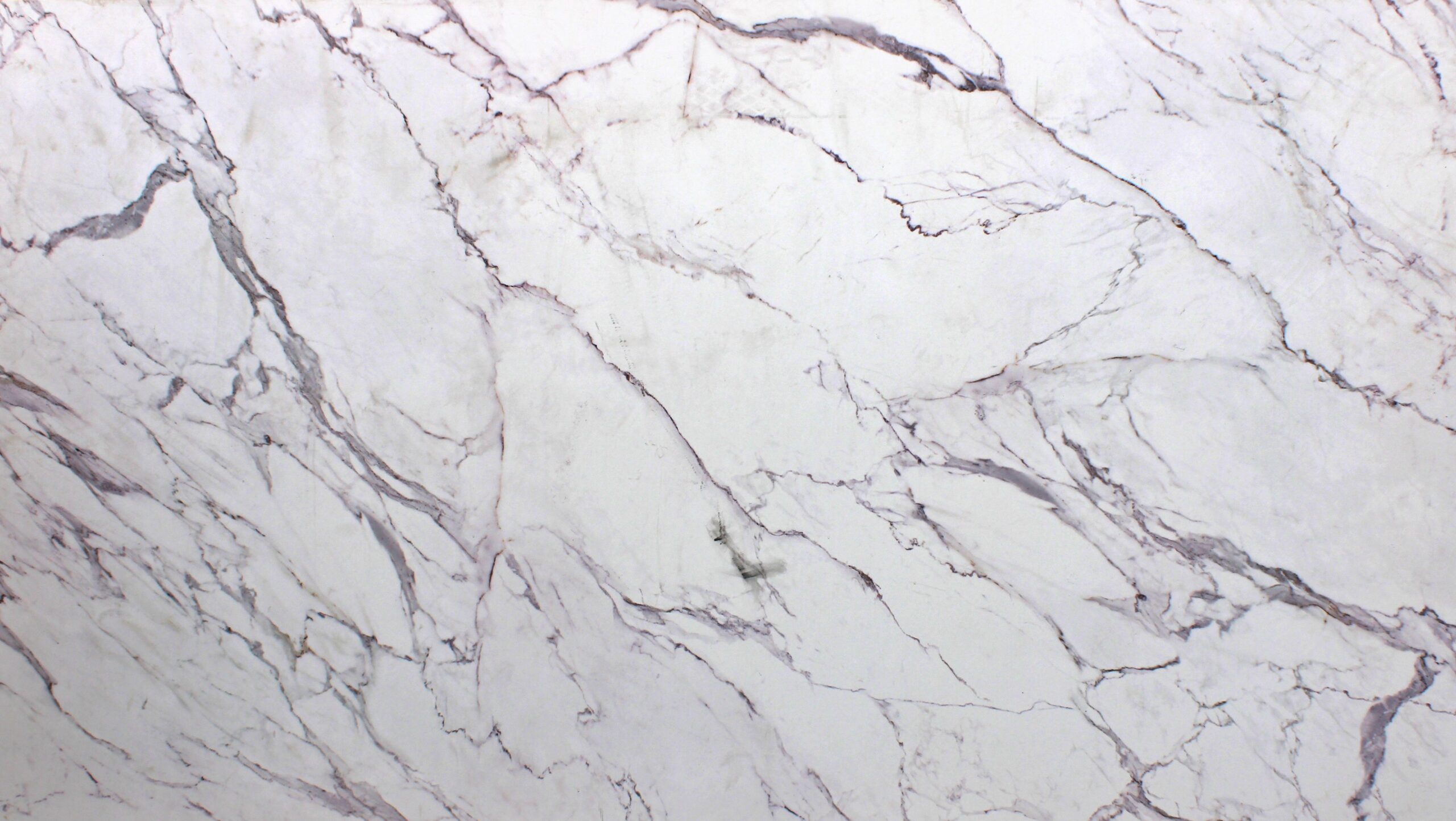 New DRAMATIC Marble Quartz Colours - Granite4You LTD